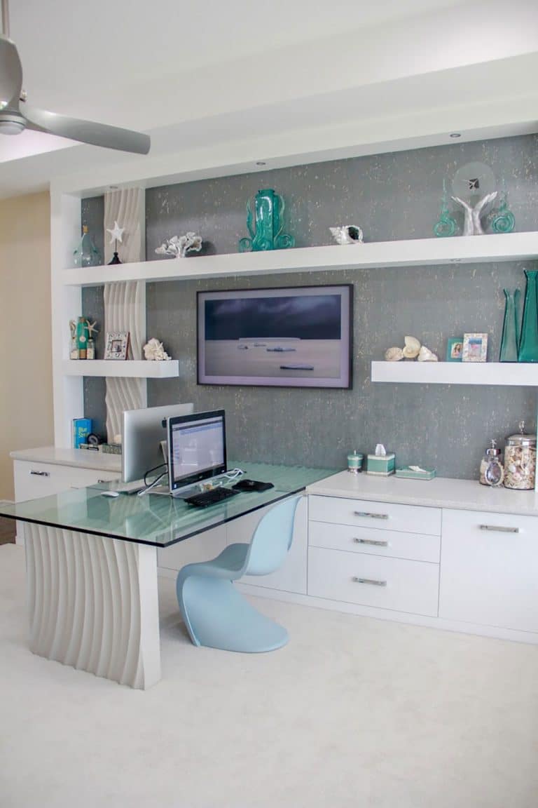 Custom Home Offices | Office Built-in Design | Closet Factory